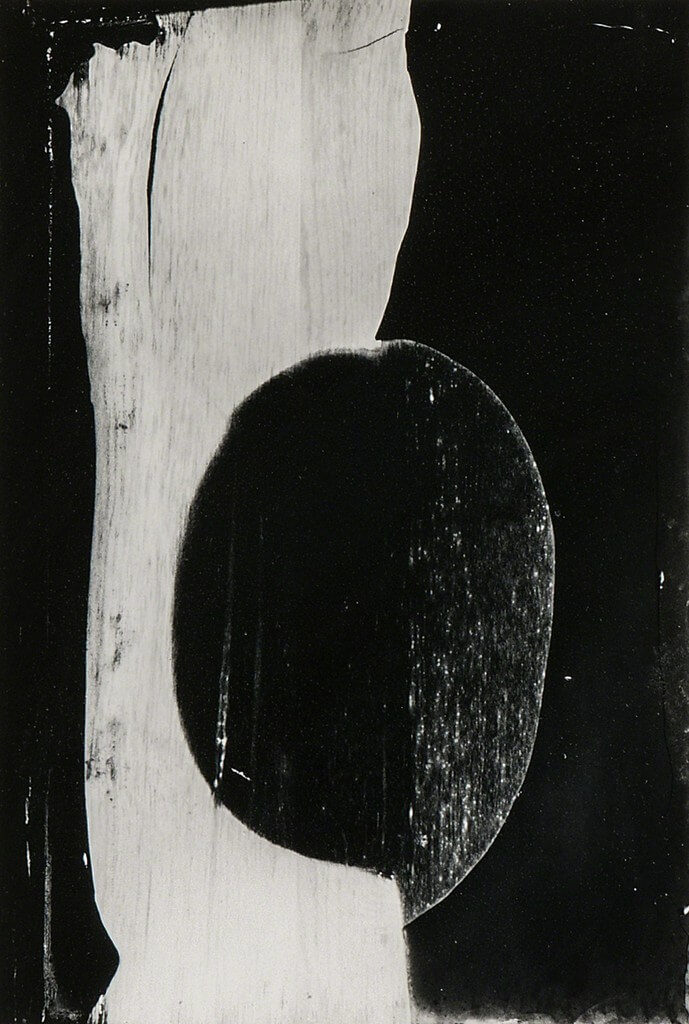 - Minor White - Phases Magazine