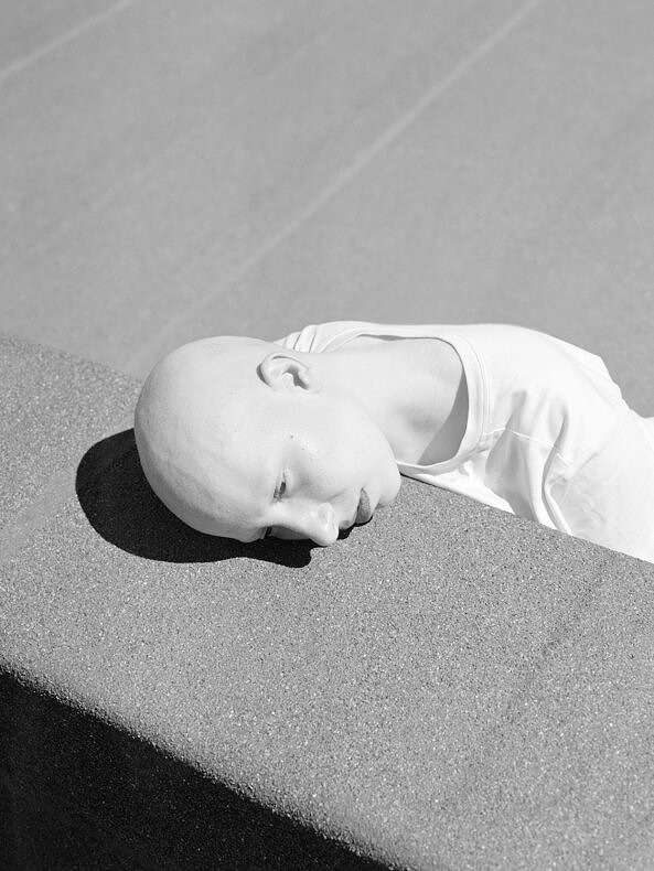 Alexandra Riba - Between cities and skies - Phases Magazine